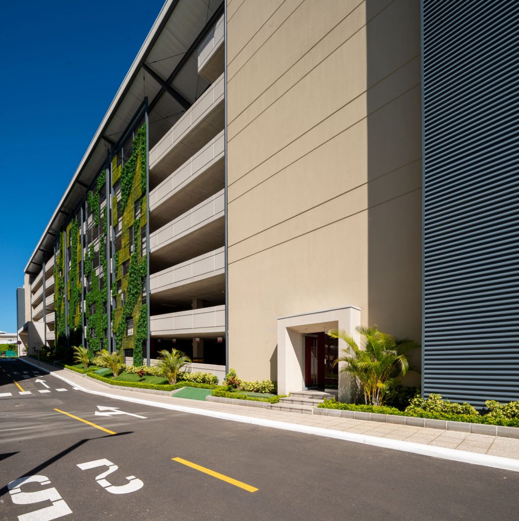 Parqueos para servicio a su oficina en alquiler en mejor zona de Costa Rica